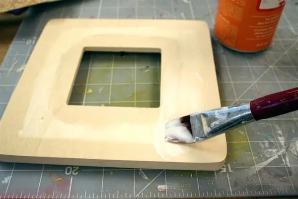 Make a Scrapbook Paper Frame with Mod Podge! - Mod Podge Rocks