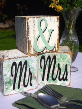 DIY Family Reunion Centerpiece with Rustic Flair - Mod Podge Rocks