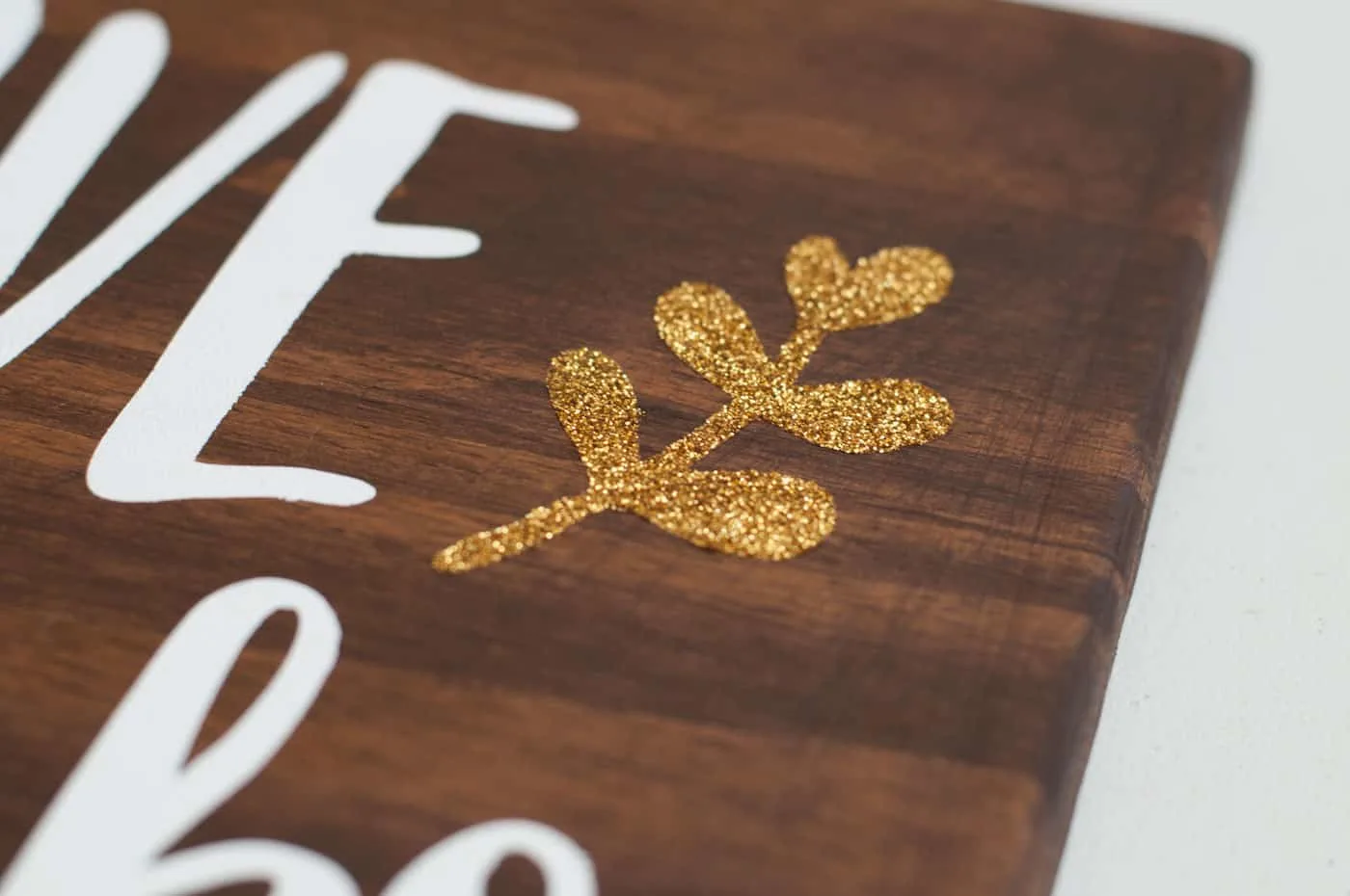 Easy Give Thanks Sign is So Budget Friendly! - Mod Podge Rocks