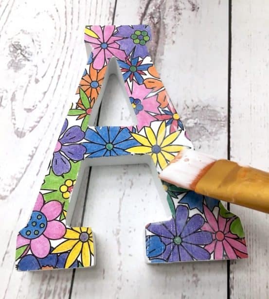 DIY and Crafts: Coloring book DIY name plaque