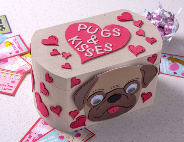 Pugs & Kisses Dog Valentine Box (in Minutes!) - Mod Podge Rocks