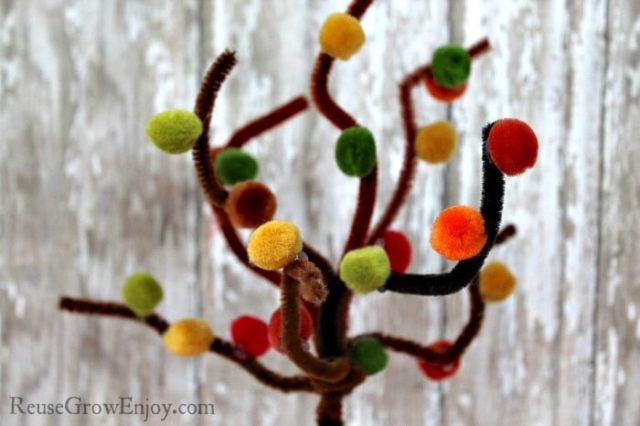Pipe Cleaner Crafts Kids Will Go Crazy For (Over 50!) - Mod Podge Rocks