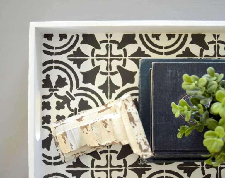 40+ Painted Trays to Decorate Your Home - Mod Podge Rocks