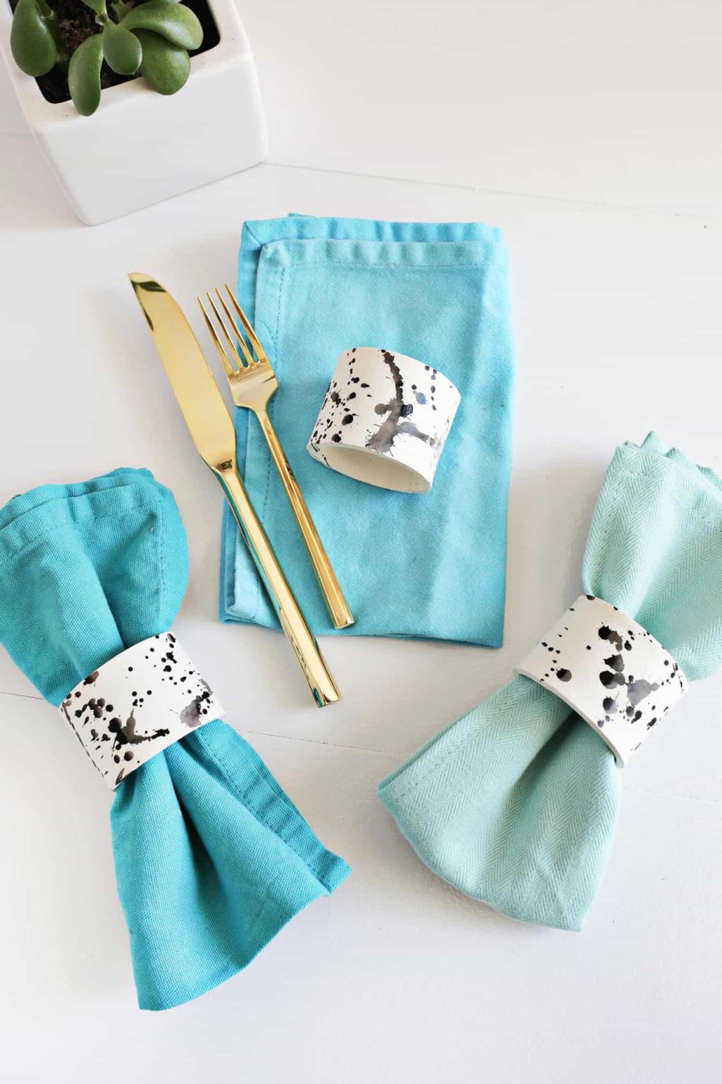 Easy DIY Napkin Rings For Party or Holidays - Mod Podge Rocks