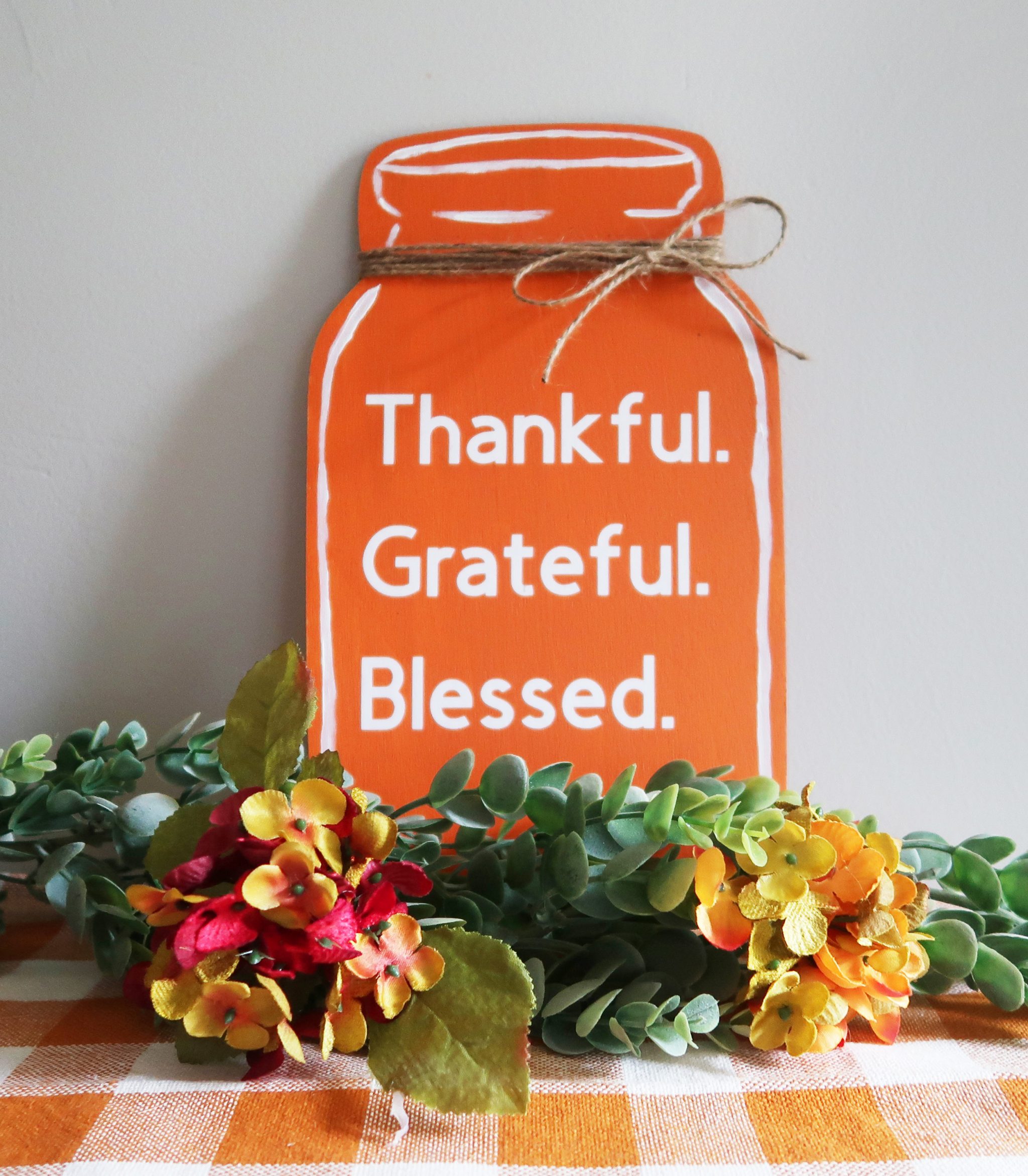 DIY Thanksgiving Signs to Grace Your Home - Mod Podge Rocks