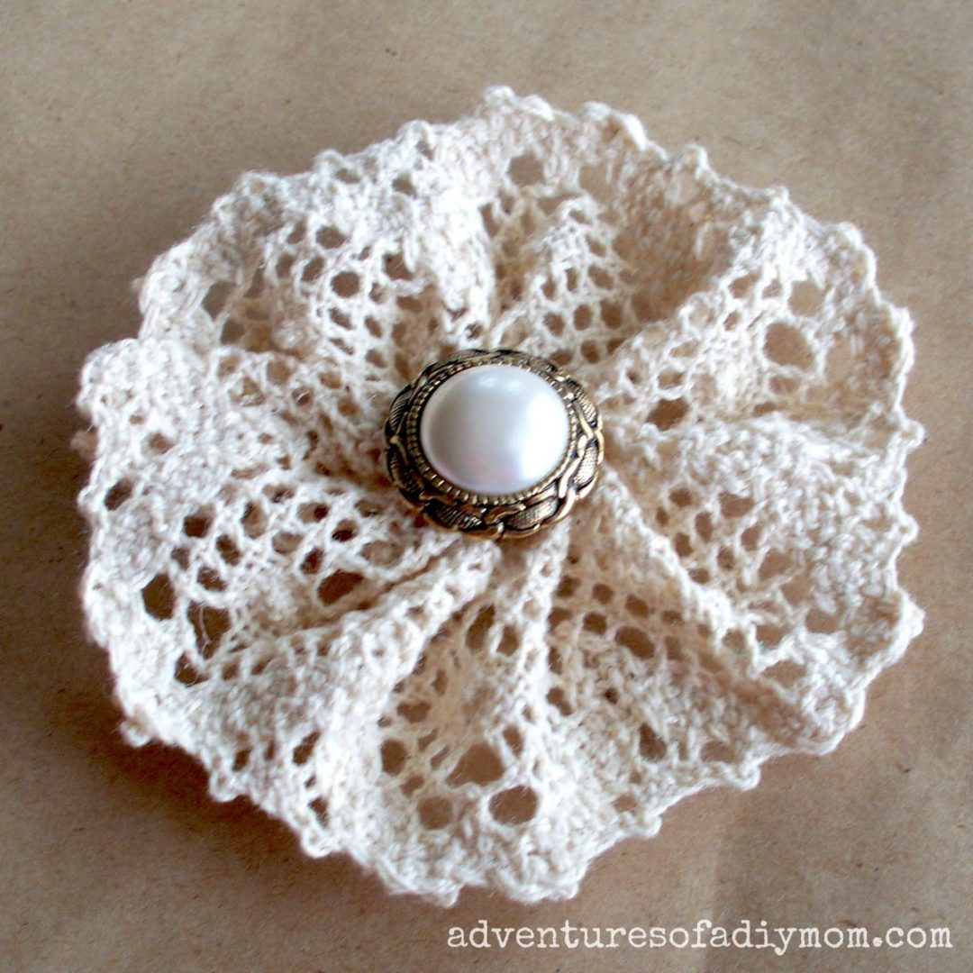 25+ Cute Lace Crafts For Decor and Gifts - Mod Podge Rocks