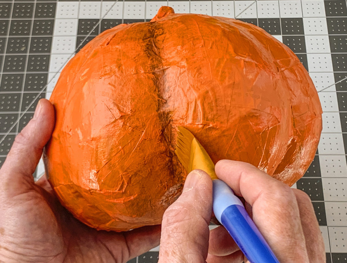 Paper Mache Pumpkins for Fall Decorating - Mod Podge Rocks