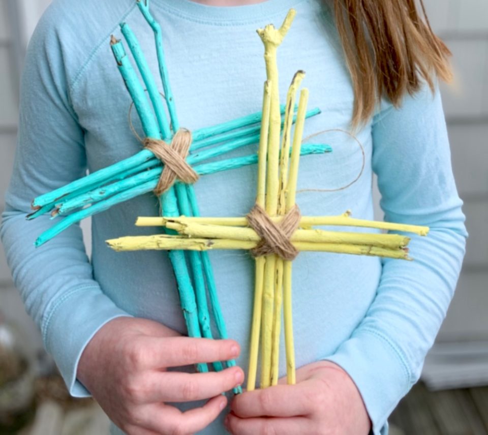 25+ Cross Crafts Easy for Kids and Adults! - Mod Podge Rocks