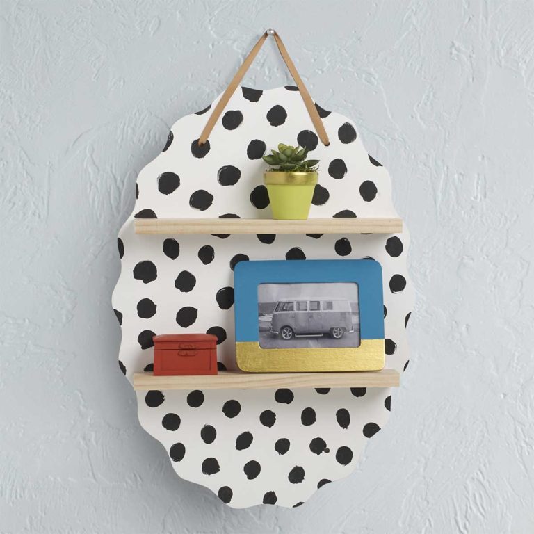 25+ Wood Plaque Crafts to Make for Decor - Mod Podge Rocks