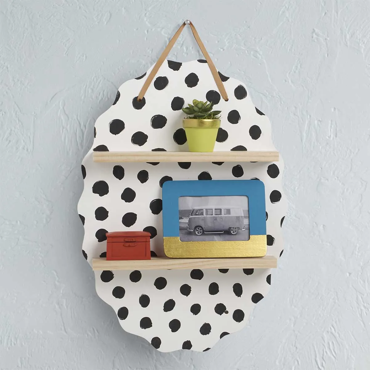 25+ Wood Plaque Crafts to Make for Decor - Mod Podge Rocks