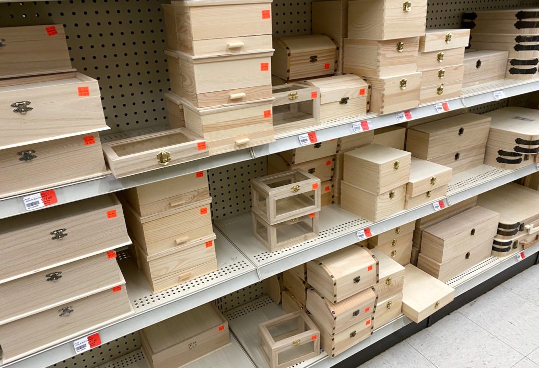 25+ Wood Box Crafts for Home Decorating - Mod Podge Rocks