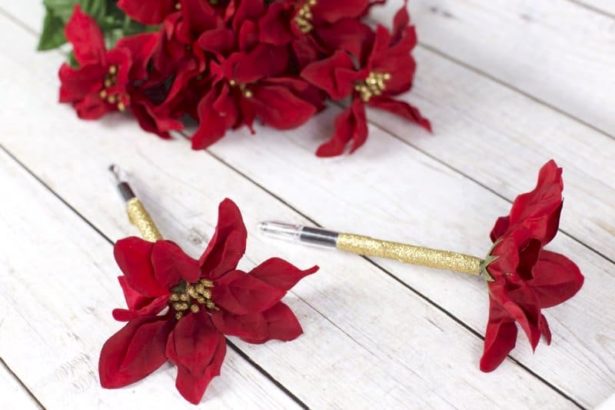 Poinsettia Crafts to Make for the Holiday - Mod Podge Rocks