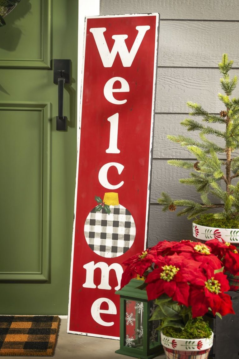 DIY Christmas Signs for a Holiday Home - Mod Podge Rocks